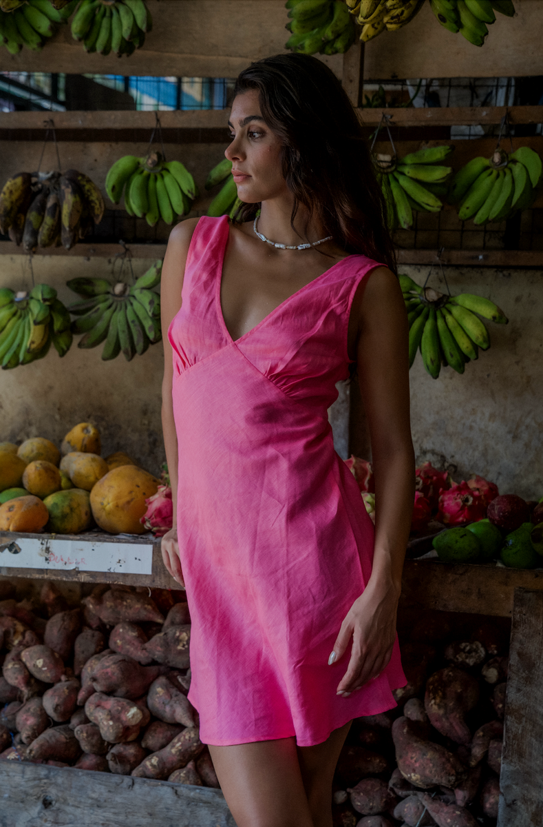 CLEO - HOT PINK – Pops + Co